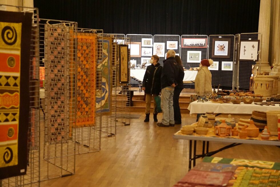 Actions de Peri Naua en France - Education solidaire Tourisme solidaire